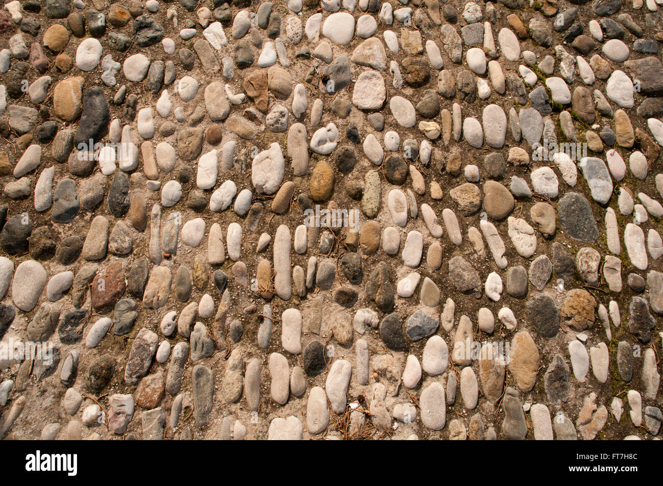 Pebble street hi-res stock photography and images - Alamy