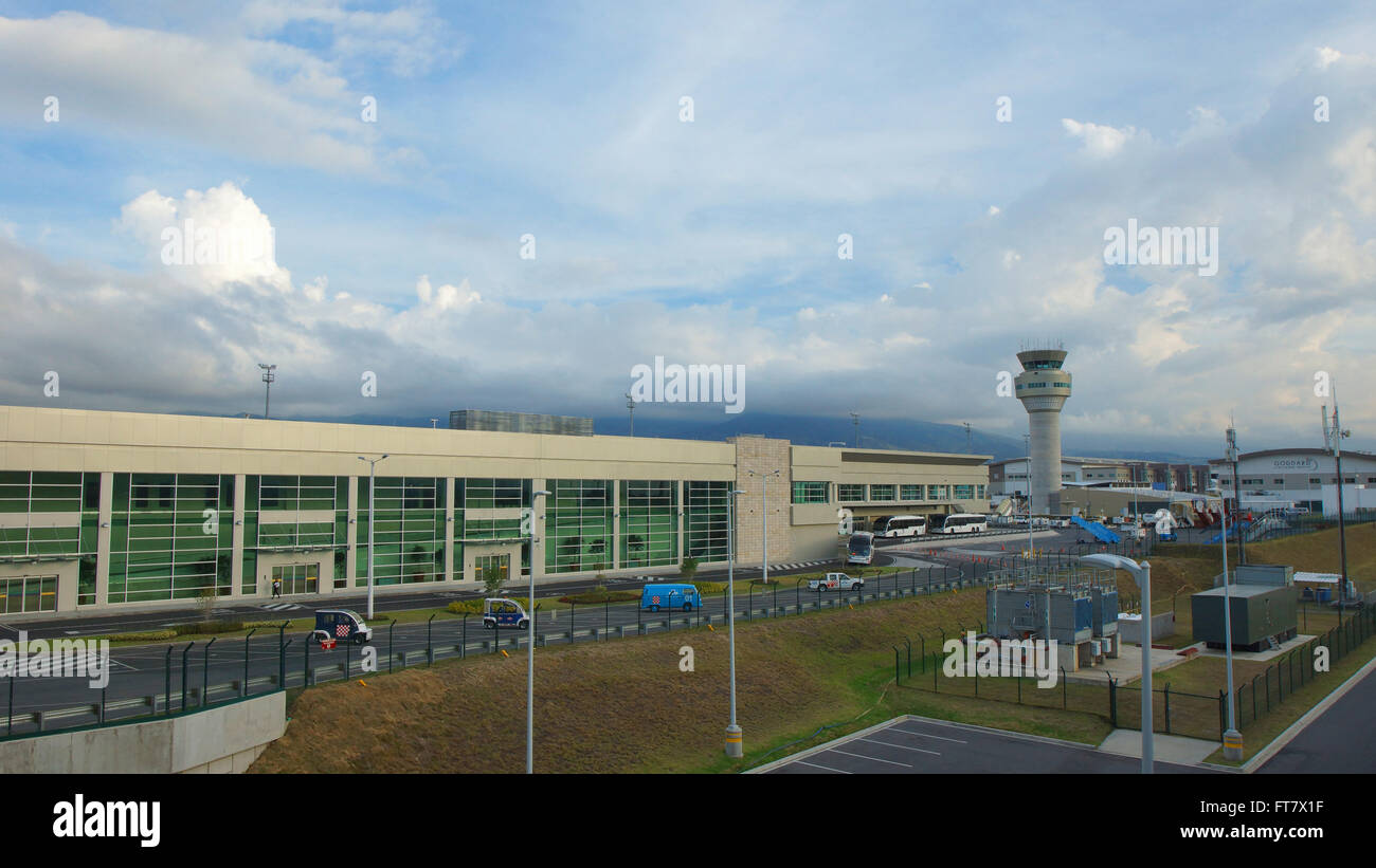 Daily activity in the Mariscal Sucre International Airport of the city ...