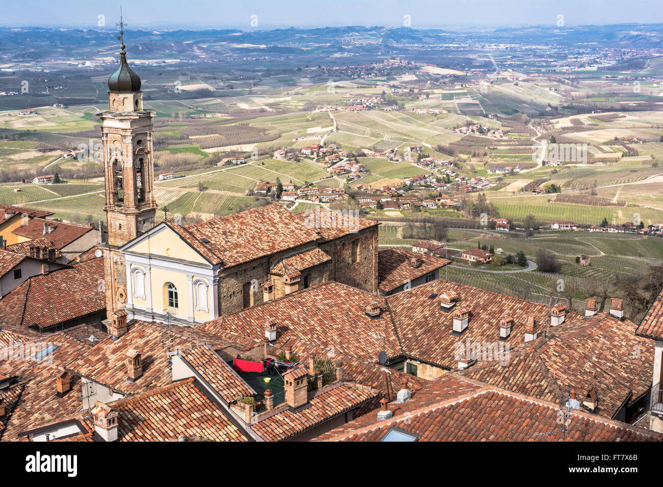 Roero piedmont italy hi-res stock photography and images - Alamy