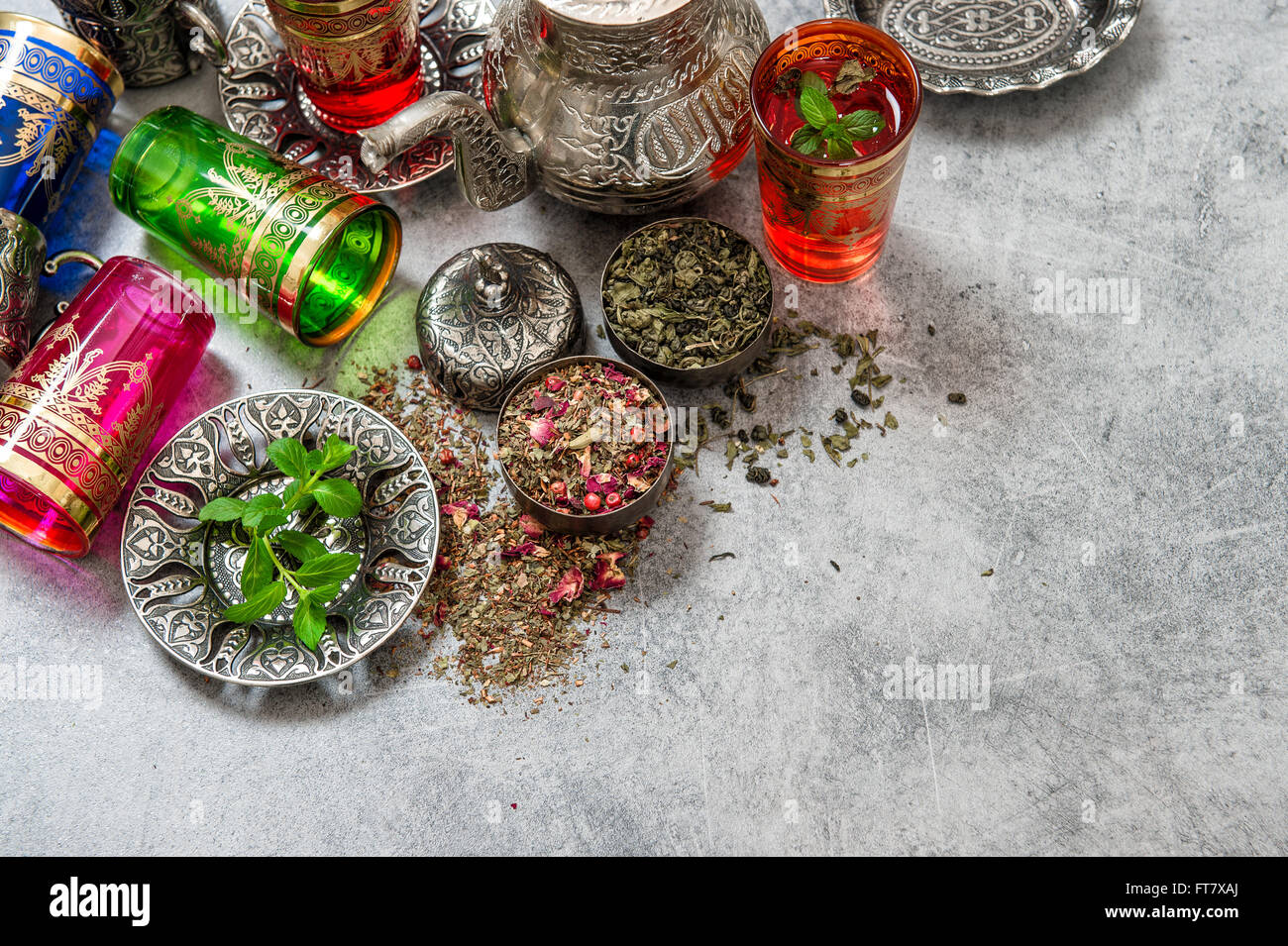 Arabic tea glasses tea leaves hi-res stock photography and images - Alamy
