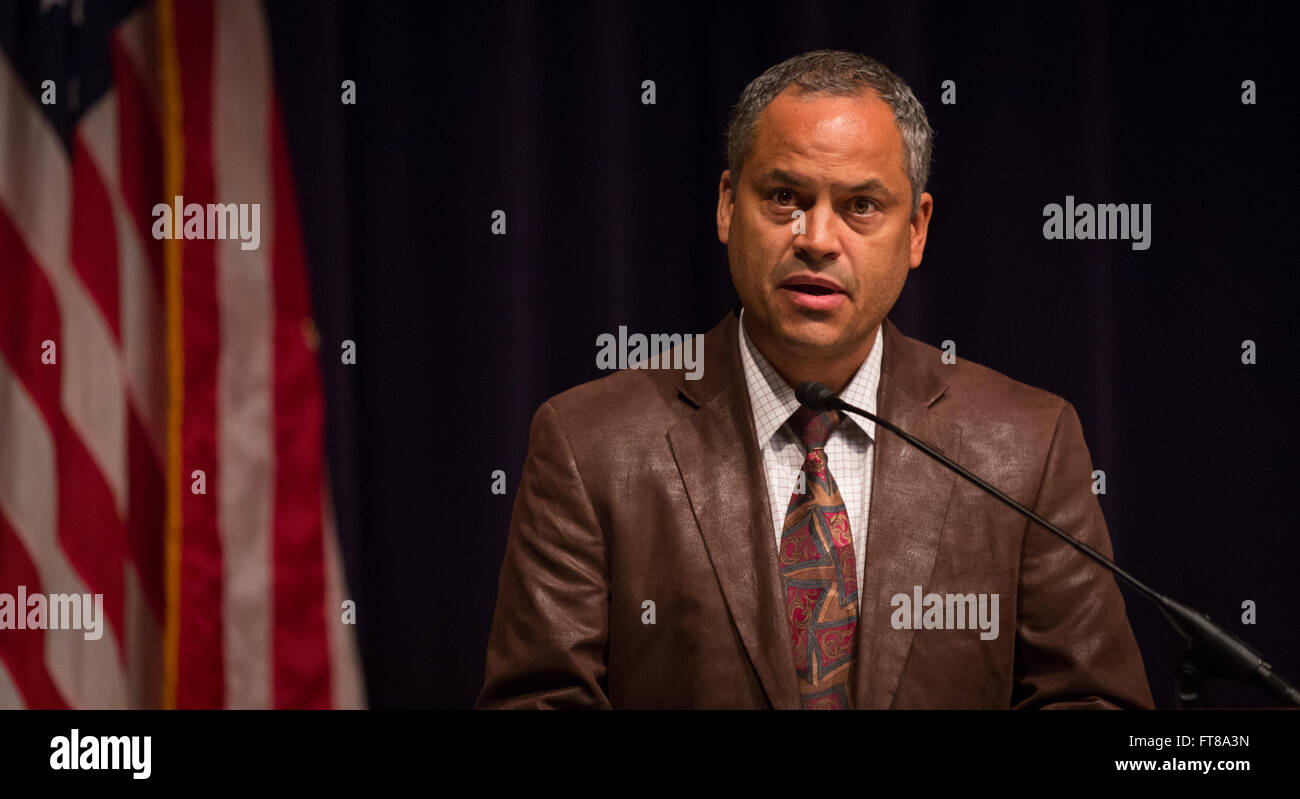 American military customs hi-res stock photography and images - Alamy