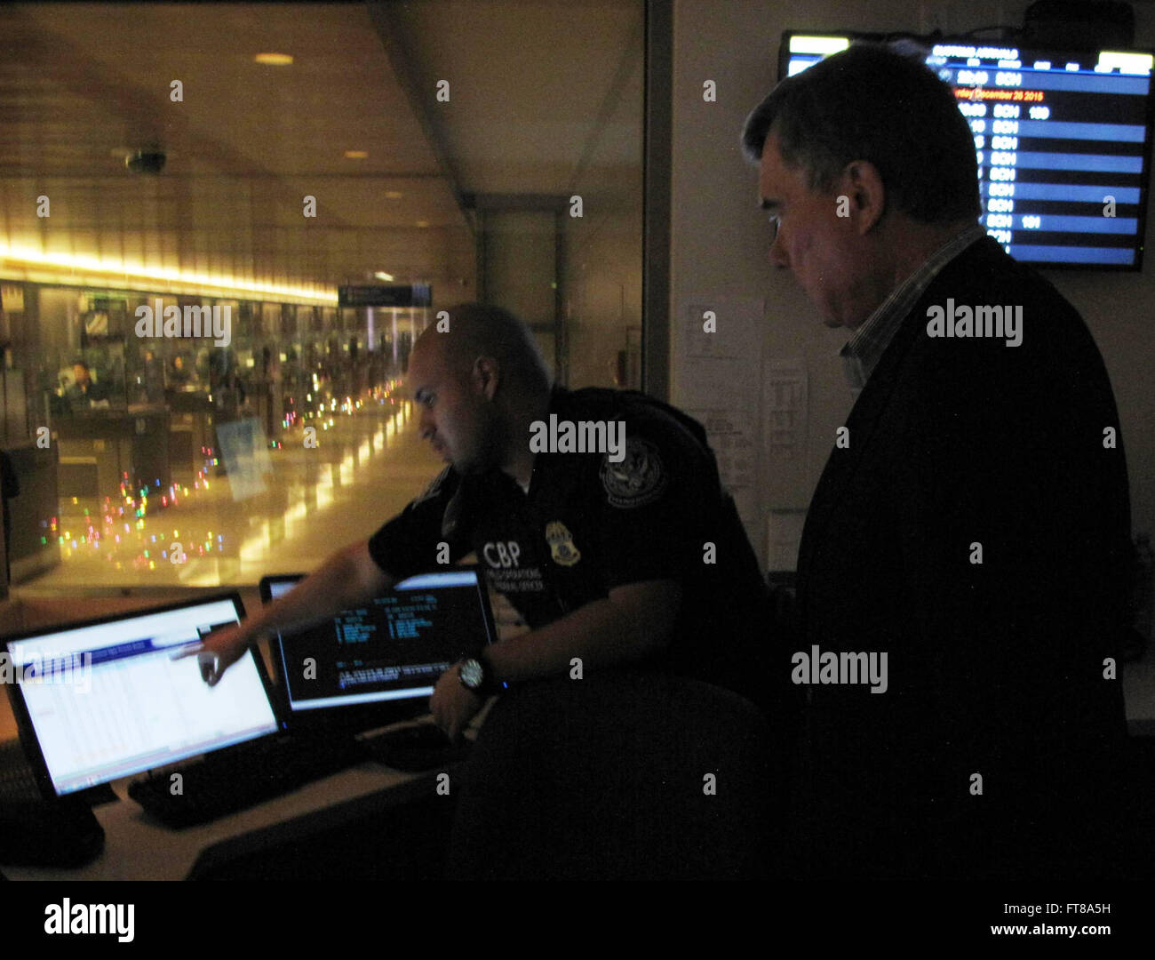 Lax security hi-res stock photography and images - Alamy