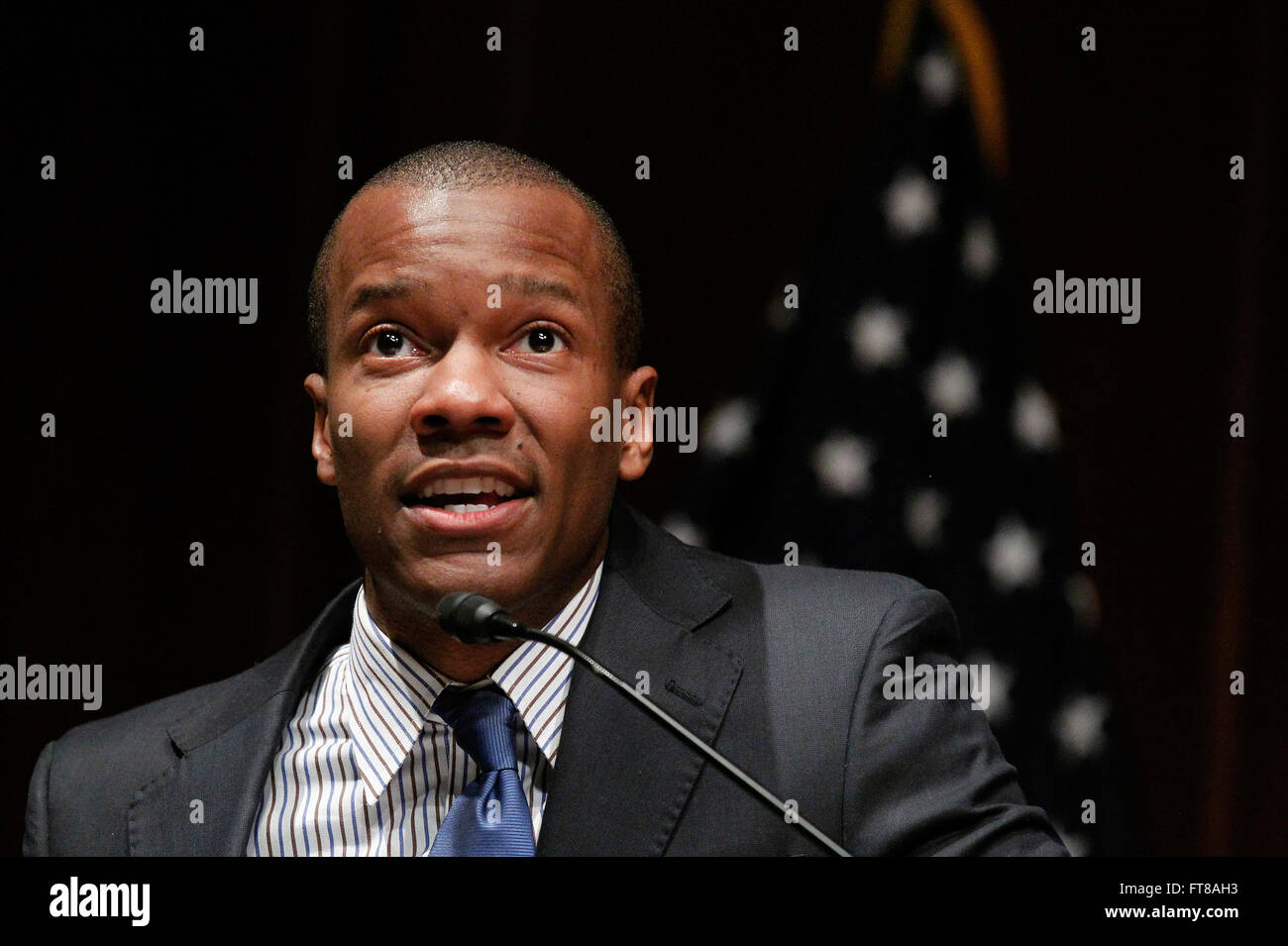 Dr robert patterson hi-res stock photography and images - Alamy