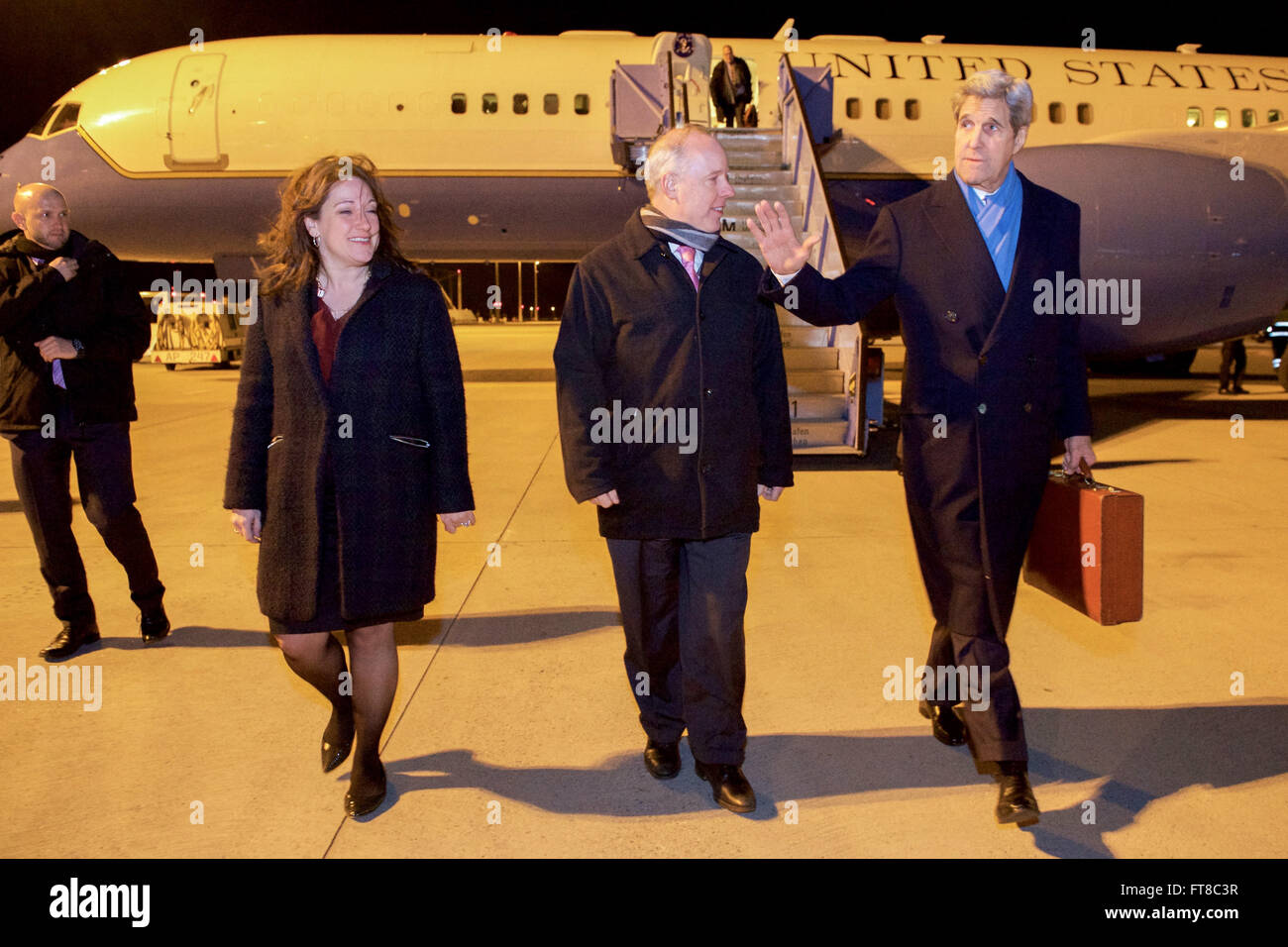 Deputy consul general hi-res stock photography and images - Alamy