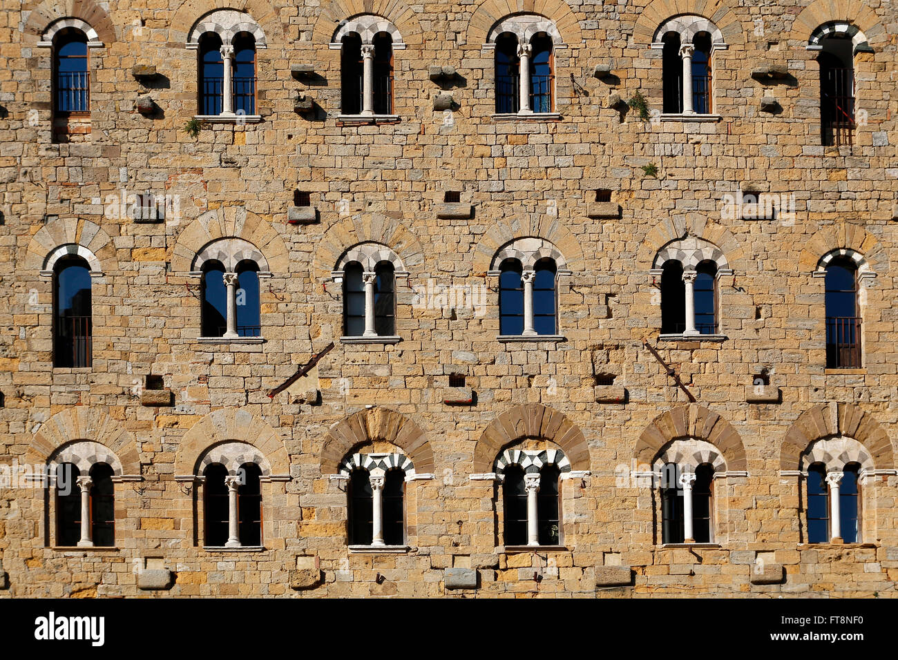Old stone windows hi-res stock photography and images - Alamy