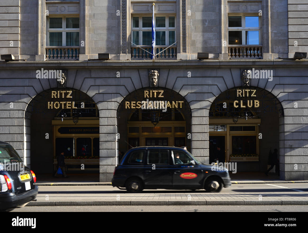 London, Piccadilly, The Ritz Stock Photo - Alamy