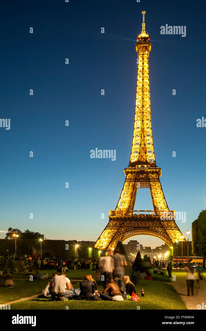 Champs De Mars Stock Photos & Champs De Mars Stock Images - Alamy