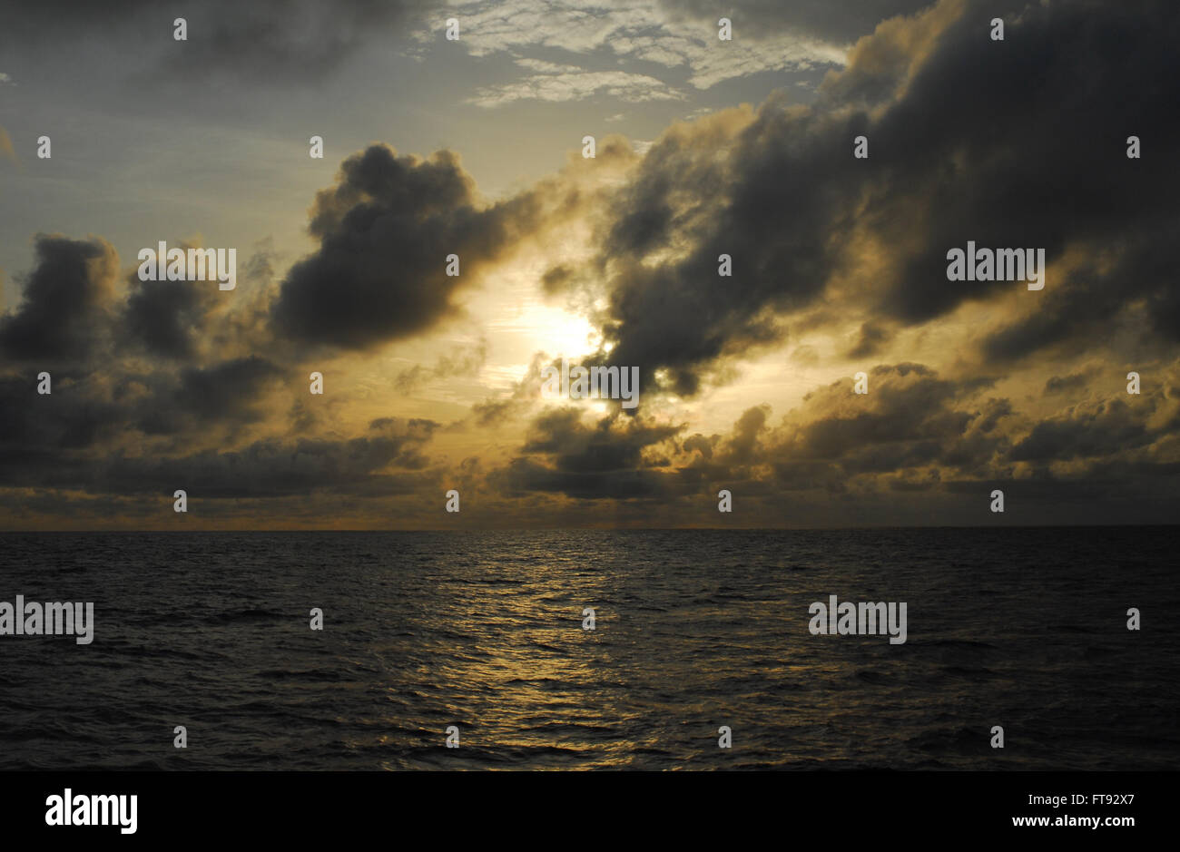 Mid atlantic sunset hi-res stock photography and images - Alamy