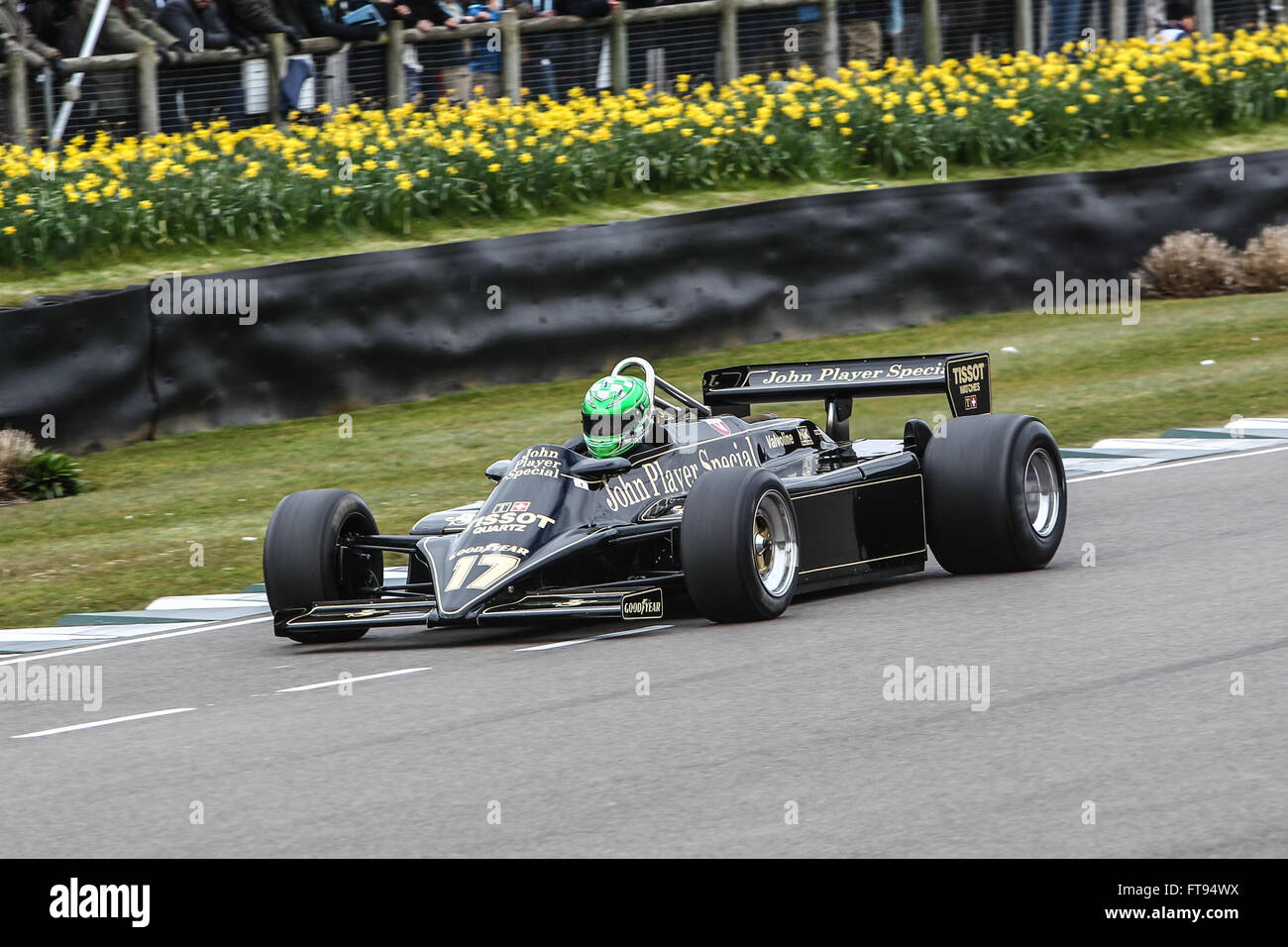 Goodwood classic historic motor racing at the Goodwood Members Meeting ...