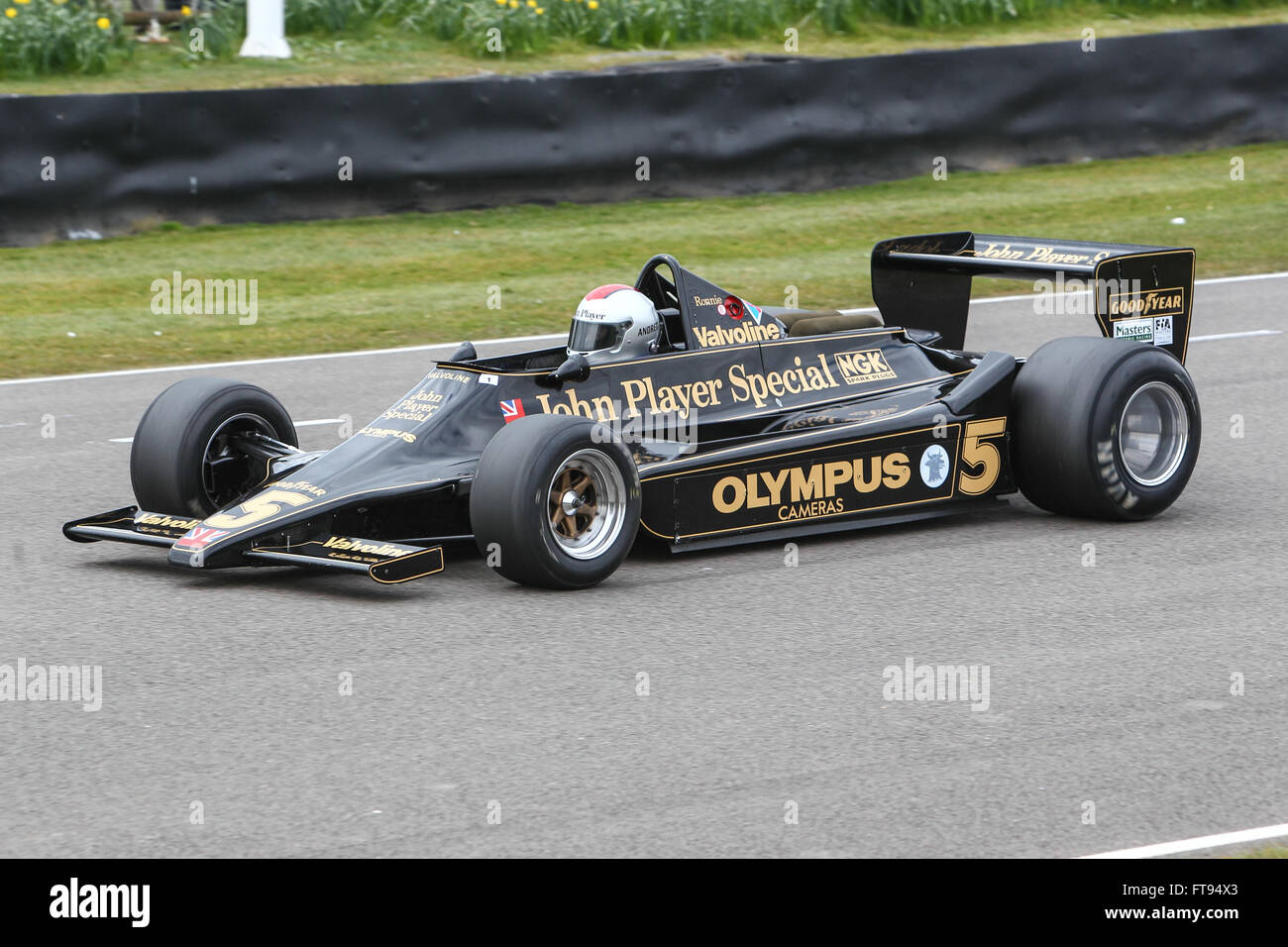 Goodwood classic historic motor racing at the Goodwood Members Meeting ...