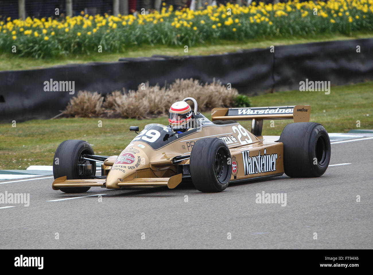 Goodwood classic historic motor racing at the Goodwood Members Meeting ...