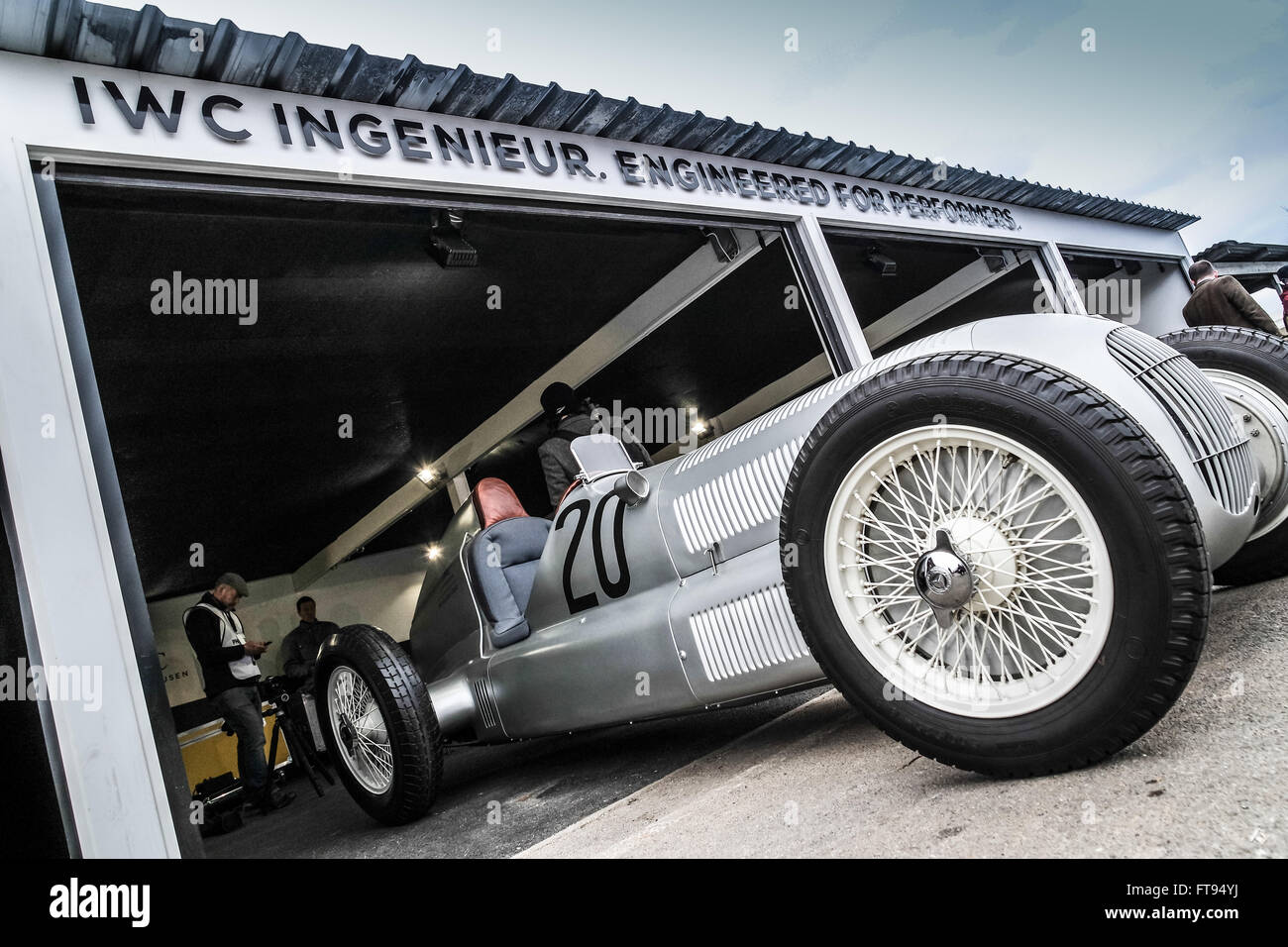 Goodwood classic historic motor racing at the Goodwood Members Meeting ...