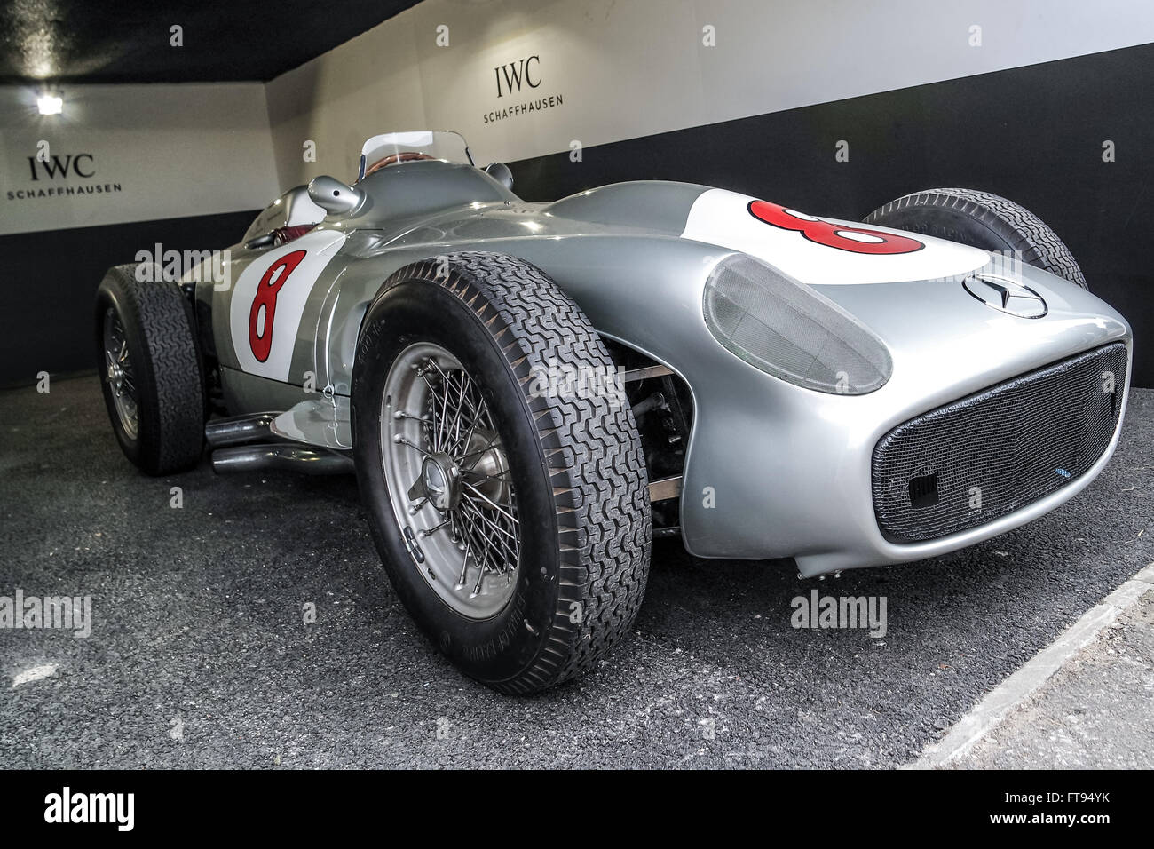 Goodwood classic historic motor racing at the Goodwood Members Meeting ...
