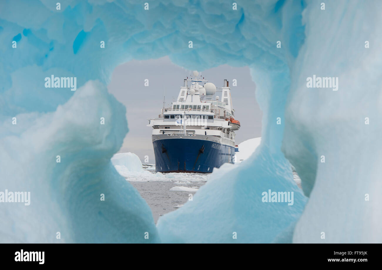 Iceberg off coast of Antarctica Stock Photo - Alamy