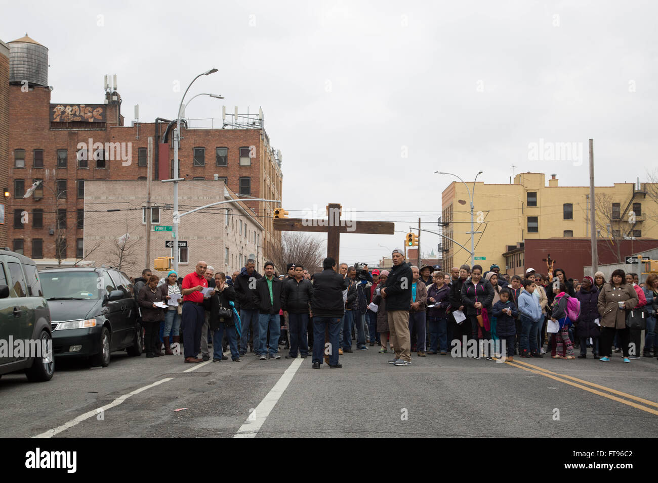 Brownsville, Brooklyn, New York, USA. 25th March, 2016. Members of the ...