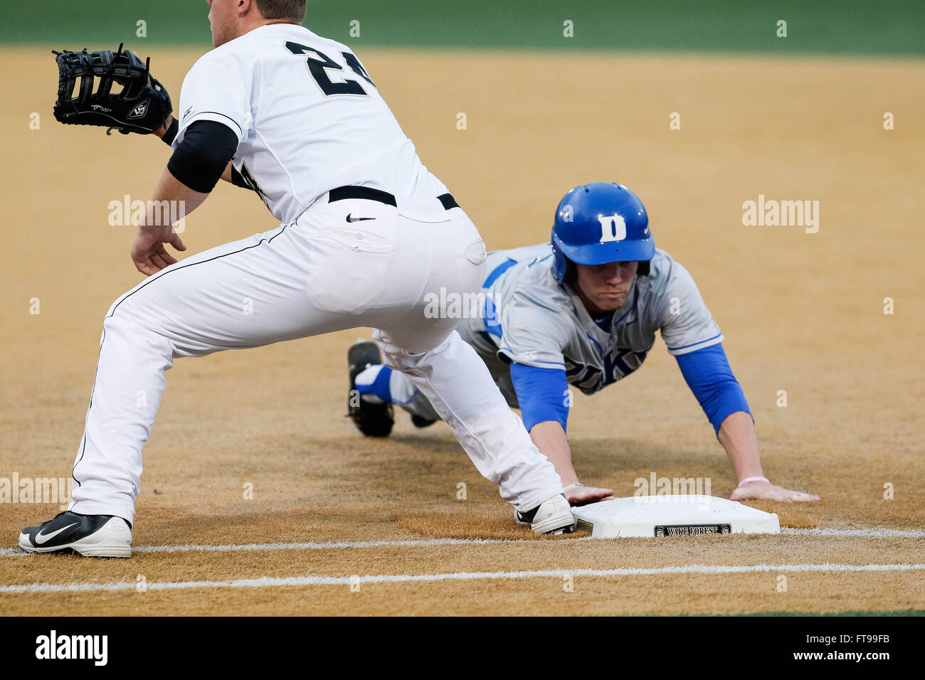 Evan dougherty hi-res stock photography and images - Alamy