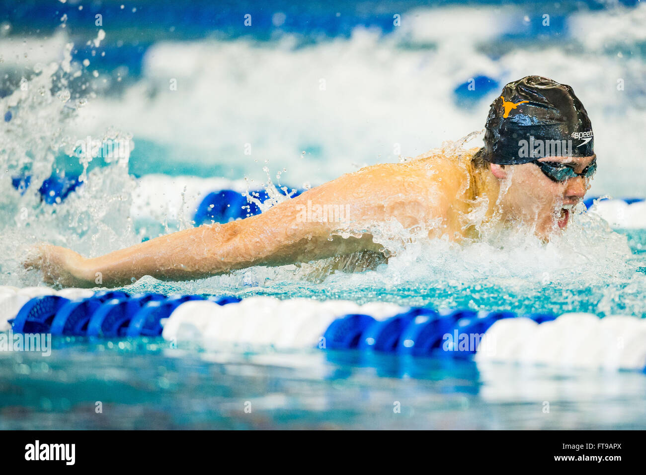 Atlanta, Georgia, USA. 25th Mar, 2016. Texas swimmer Joseph Schooling ...