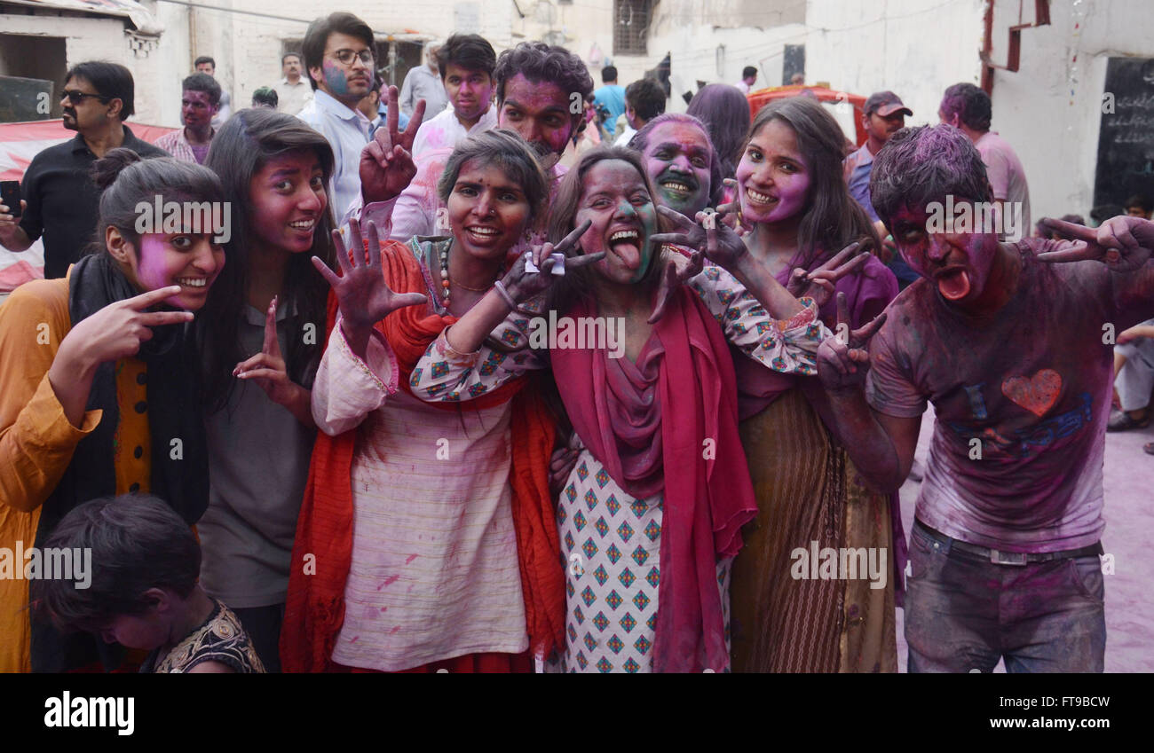Lahore, Pakistan. 24th Mar, 2016. Pakistani Hindu community celebrating ...