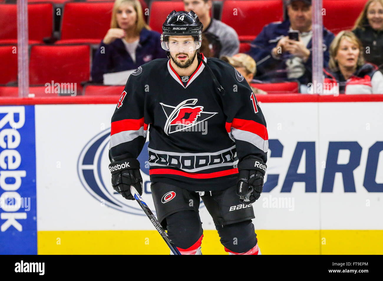Raleigh, North Carolina, USA. 15th Jan, 2016. Carolina Hurricanes left ...