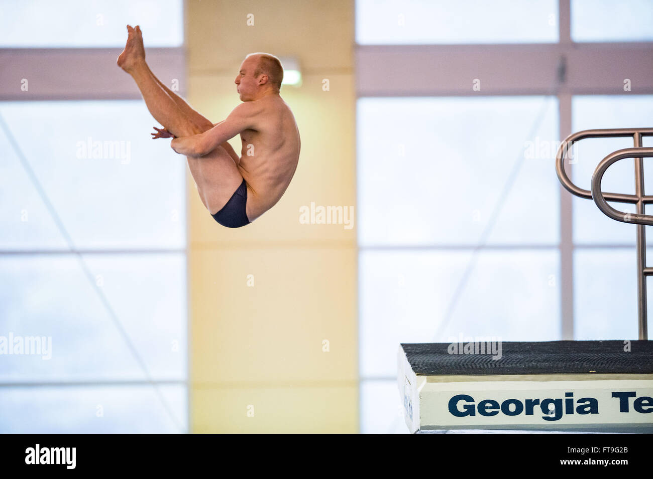 Atlanta, Georgia, USA. 26th Mar, 2016. Alabama diver Brent Sagert ...