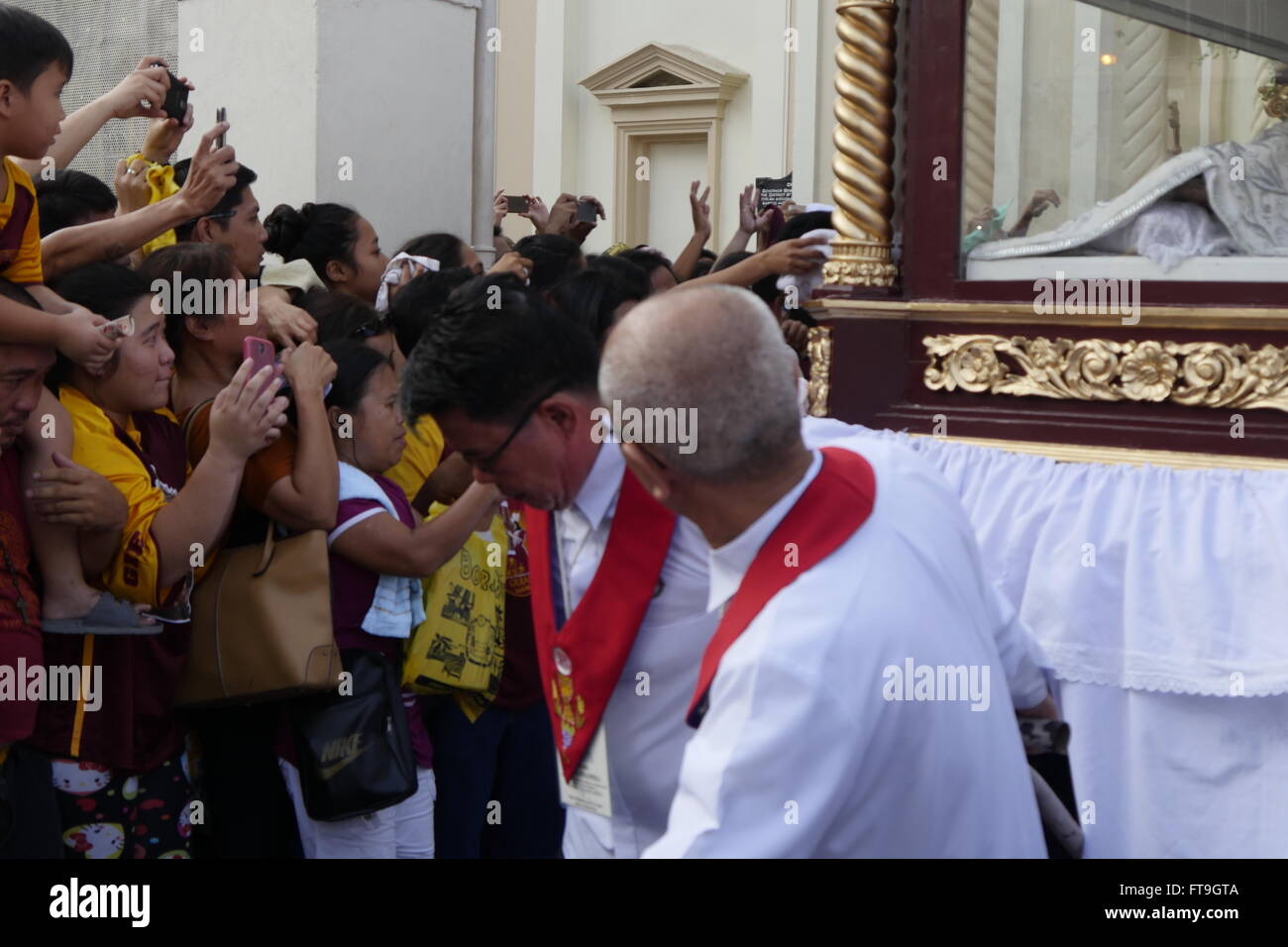 Religious procession manila hi-res stock photography and images - Alamy