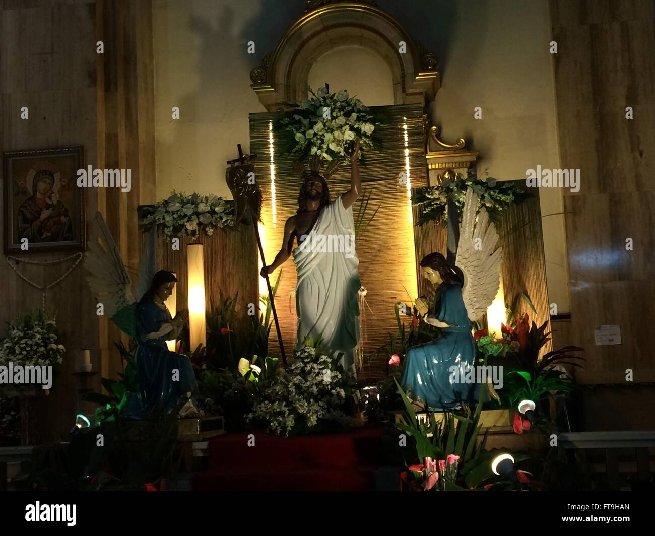 Manila, Philippines. 27th Mar, 2016. Hundreds of Catholic devotees in ...