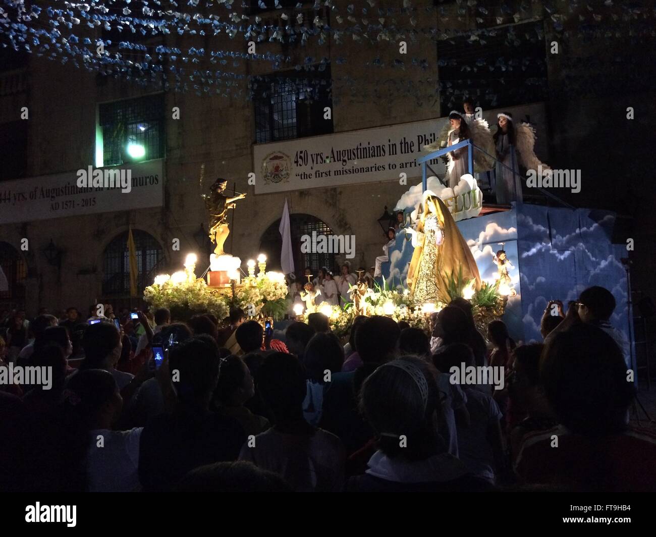 Manila, Philippines. 27th Mar, 2016. Hundreds of Catholic devotees in ...