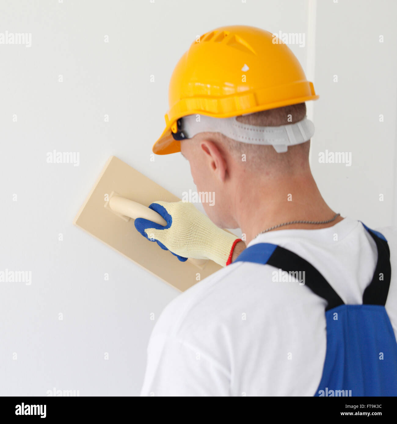 Priming the wall hi-res stock photography and images - Alamy