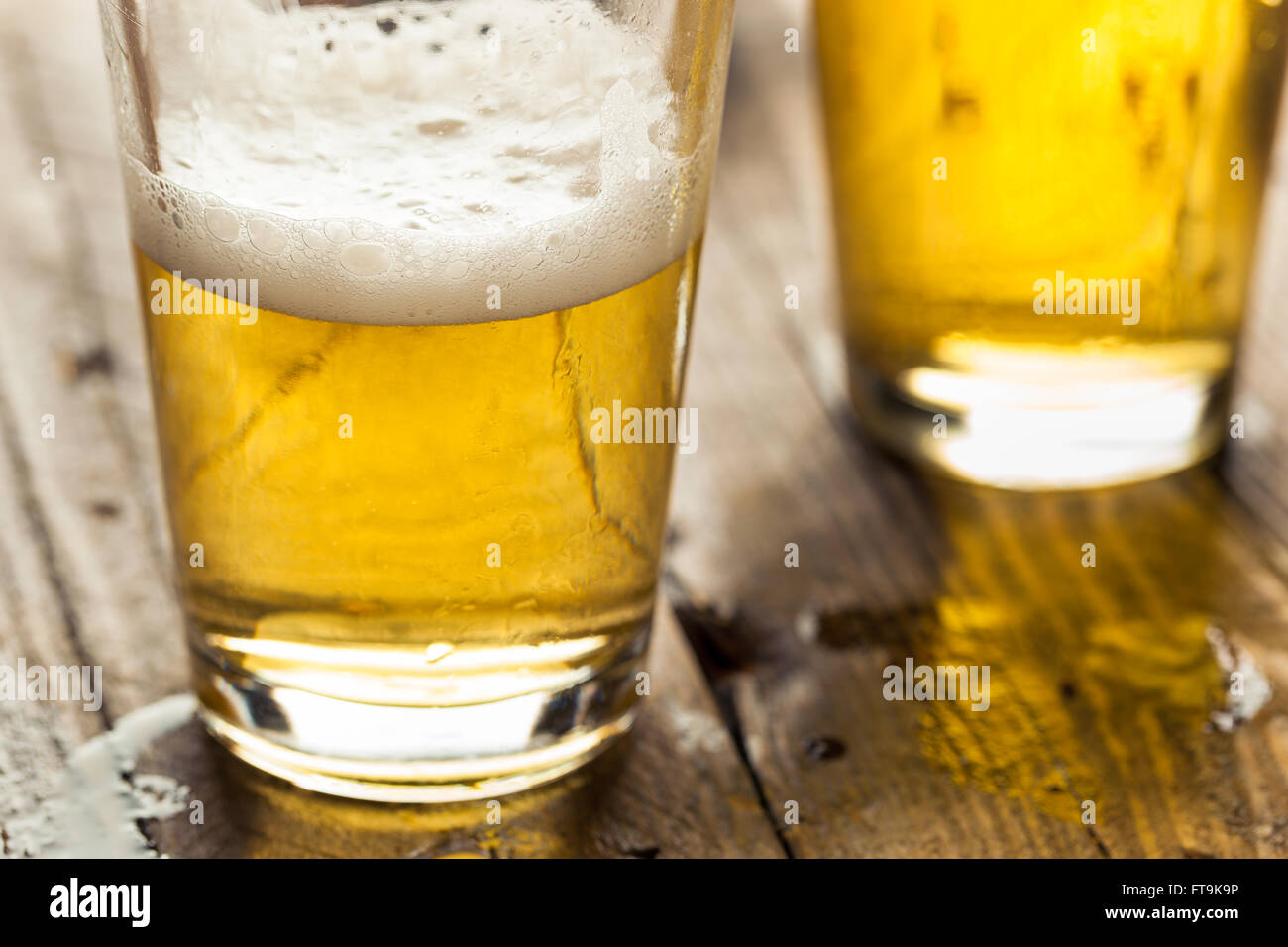 Refreshing Summer Pint of Beer Ready to Drink Stock Photo - Alamy