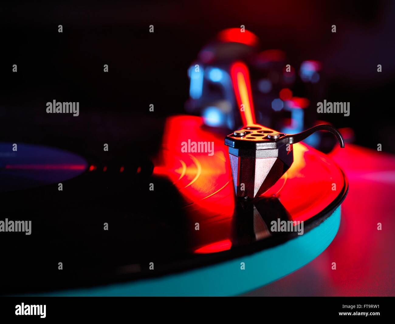 Vinyl stylus needle hi-res stock photography and images - Alamy