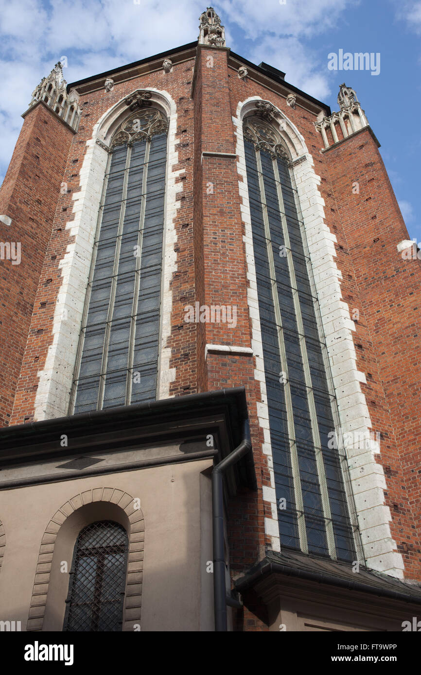 Tall windows hi-res stock photography and images - Alamy