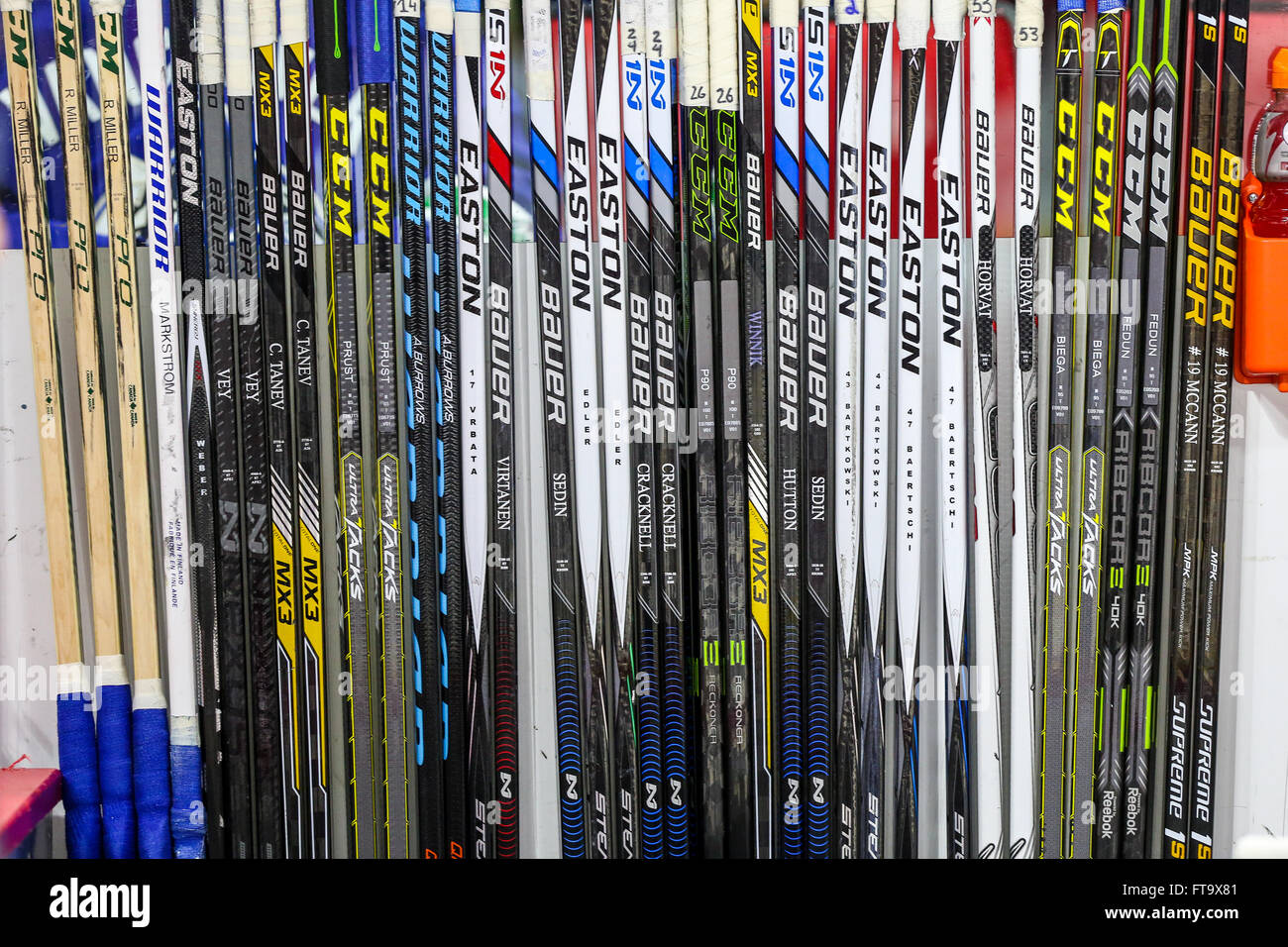 Hockey sticks hi-res stock photography and images - Alamy