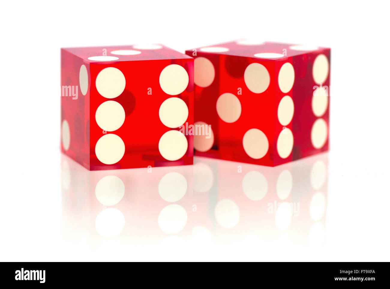 Five white dice hi-res stock photography and images - Alamy