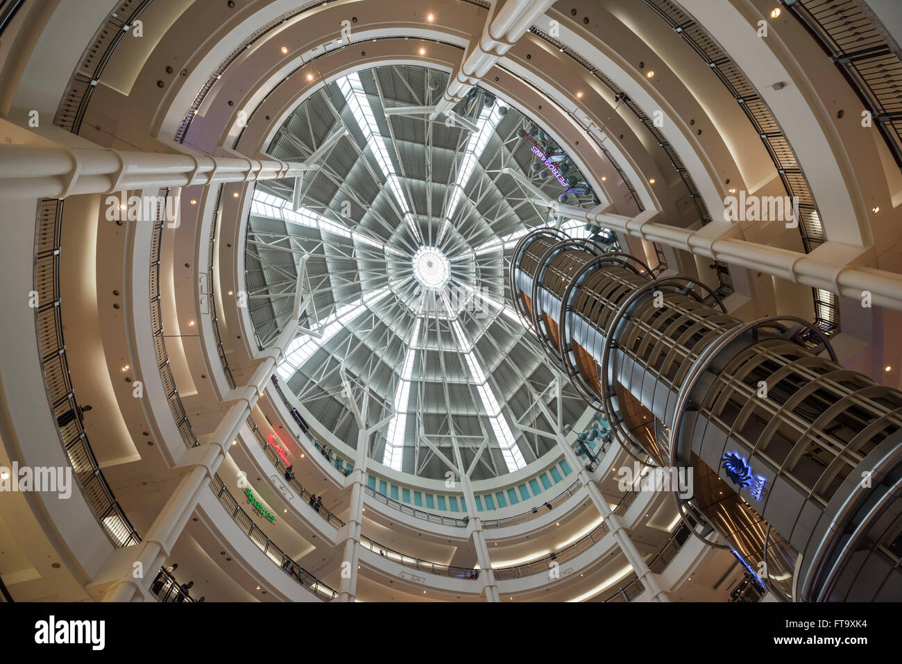 Klcc shopping mall hi-res stock photography and images - Alamy