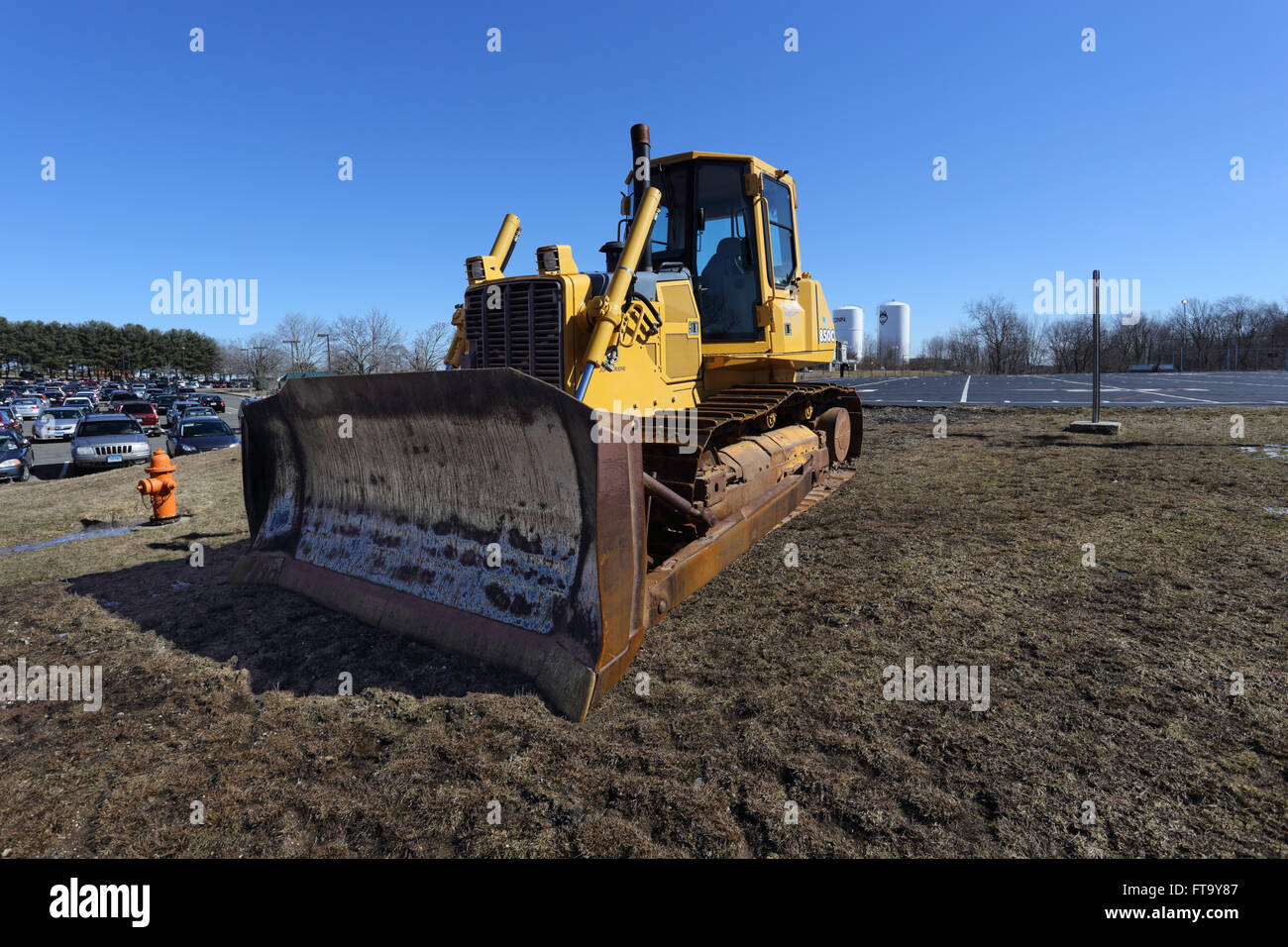 Caterpillar bulldozer hi-res stock photography and images - Alamy
