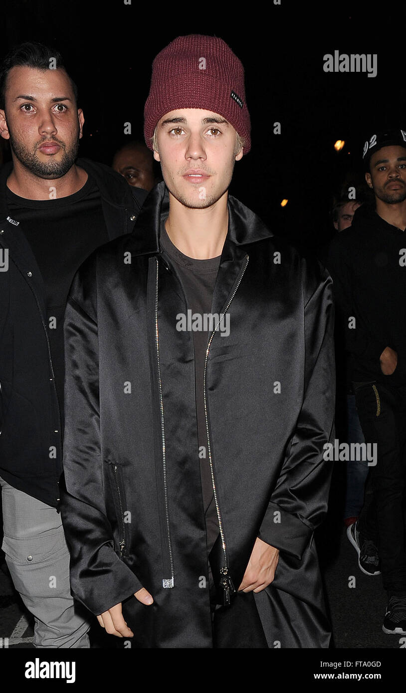 Justin Bieber makes an impromptu visit to 'The Crobar' pub in Soho ...