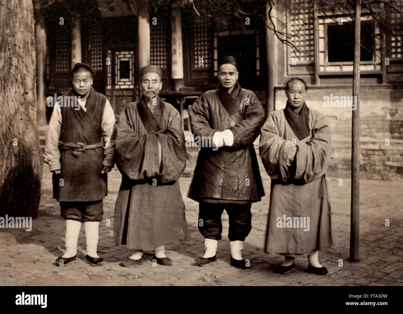 Four priest from the Daoist Temple of the white Cloud ( White Cloud ...