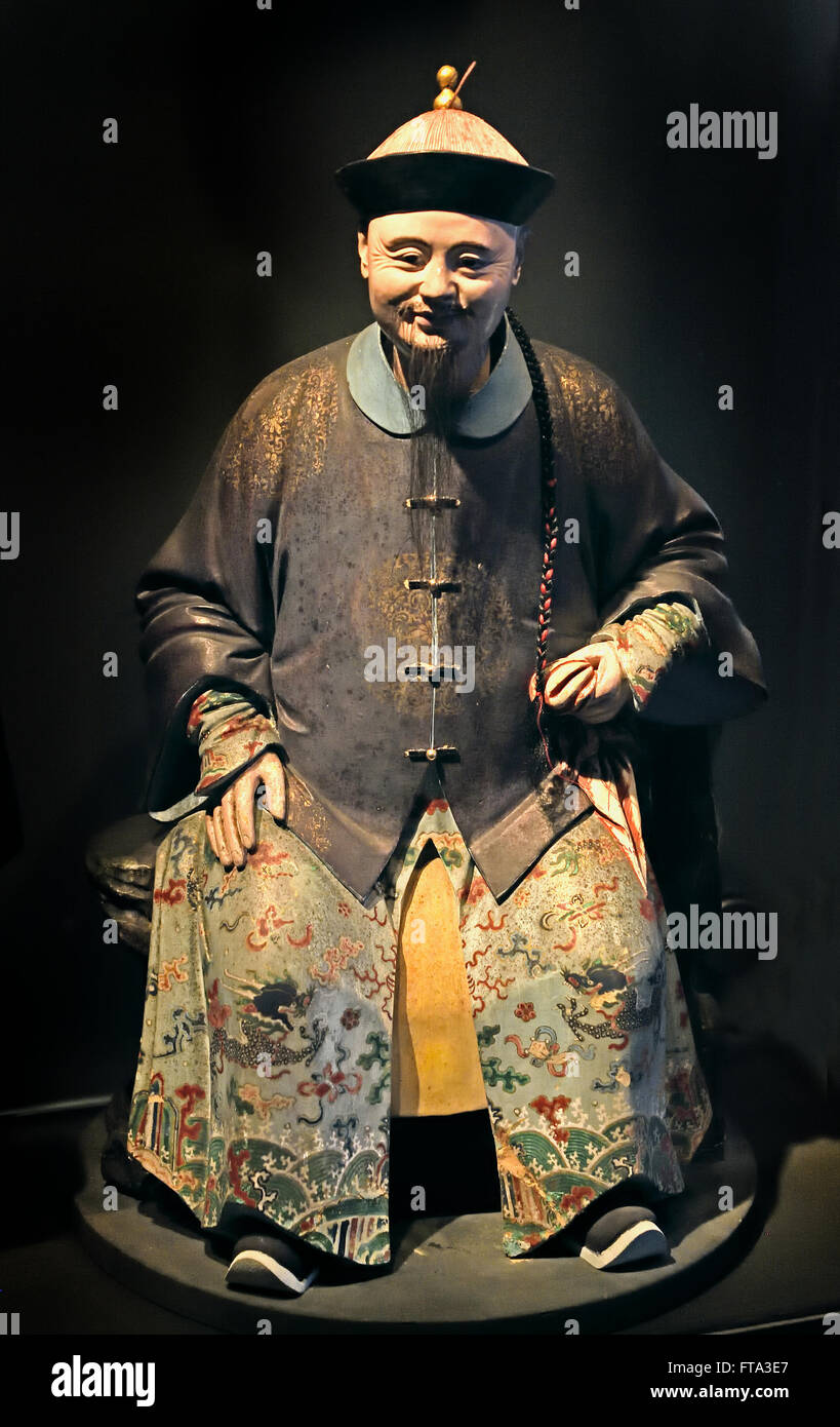 Statue of a government official Qing Dynasty 1765-1807 China Chinese ...