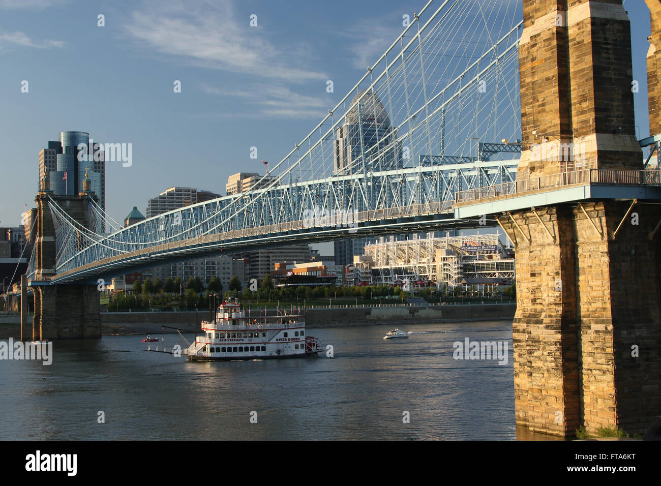 John roebling suspension bridge sternwheeler hi-res stock photography ...