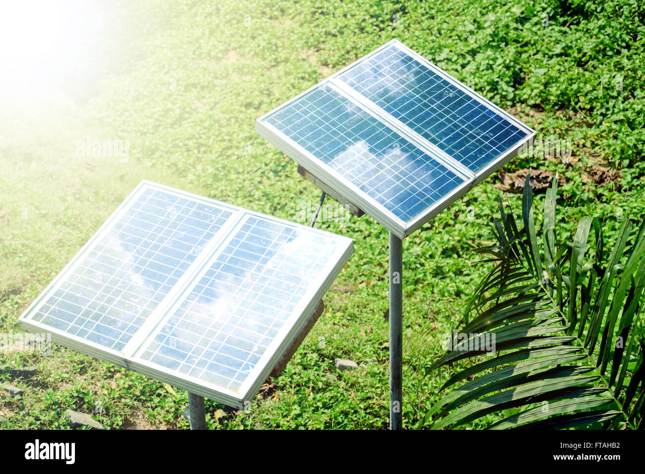 Solar cell panel hi-res stock photography and images - Alamy