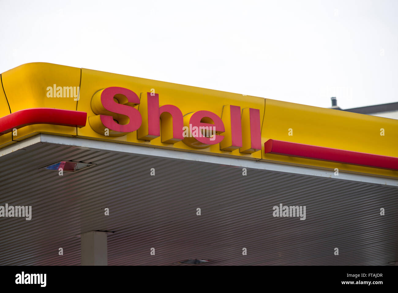 January 15, 2016 - Wroclaw: The logo of the brand " Shell "January 15 ...