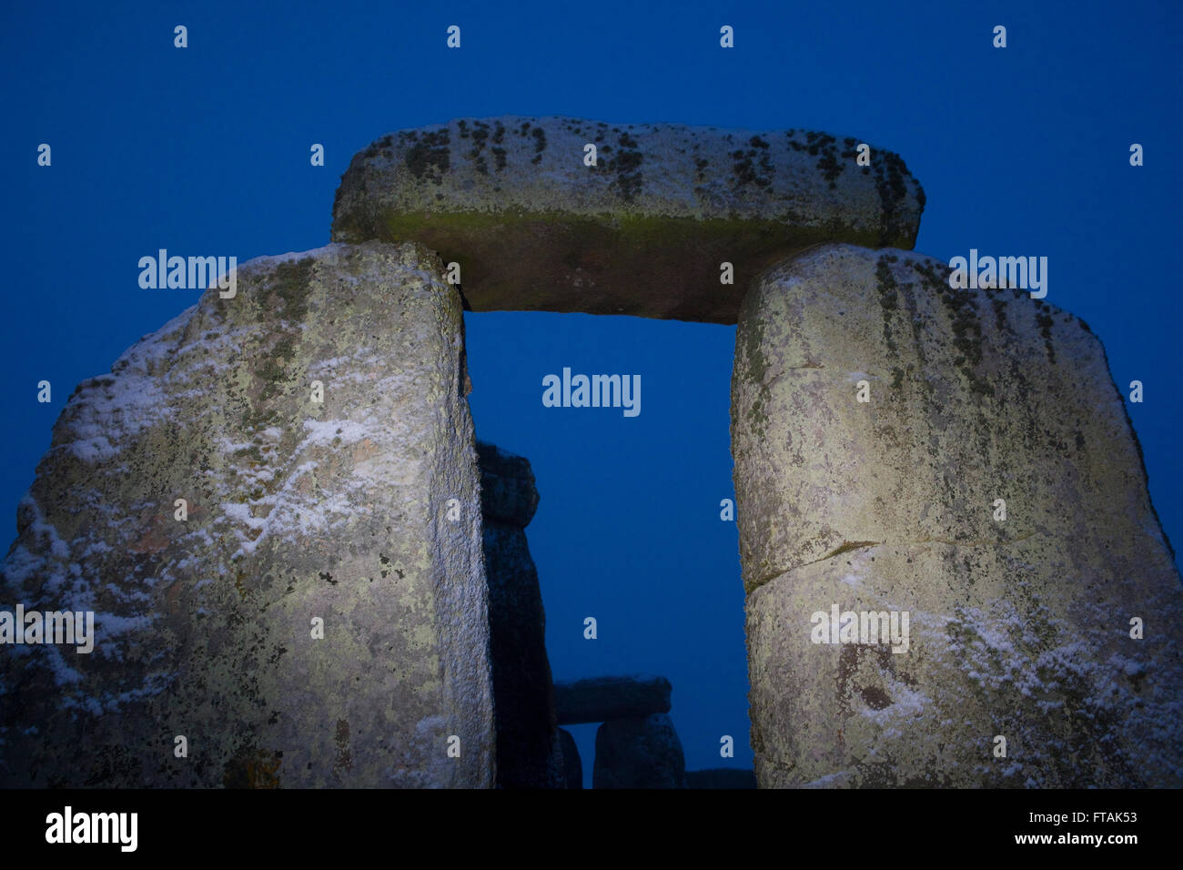 Stonehenge winter solstice sun hi-res stock photography and images - Alamy