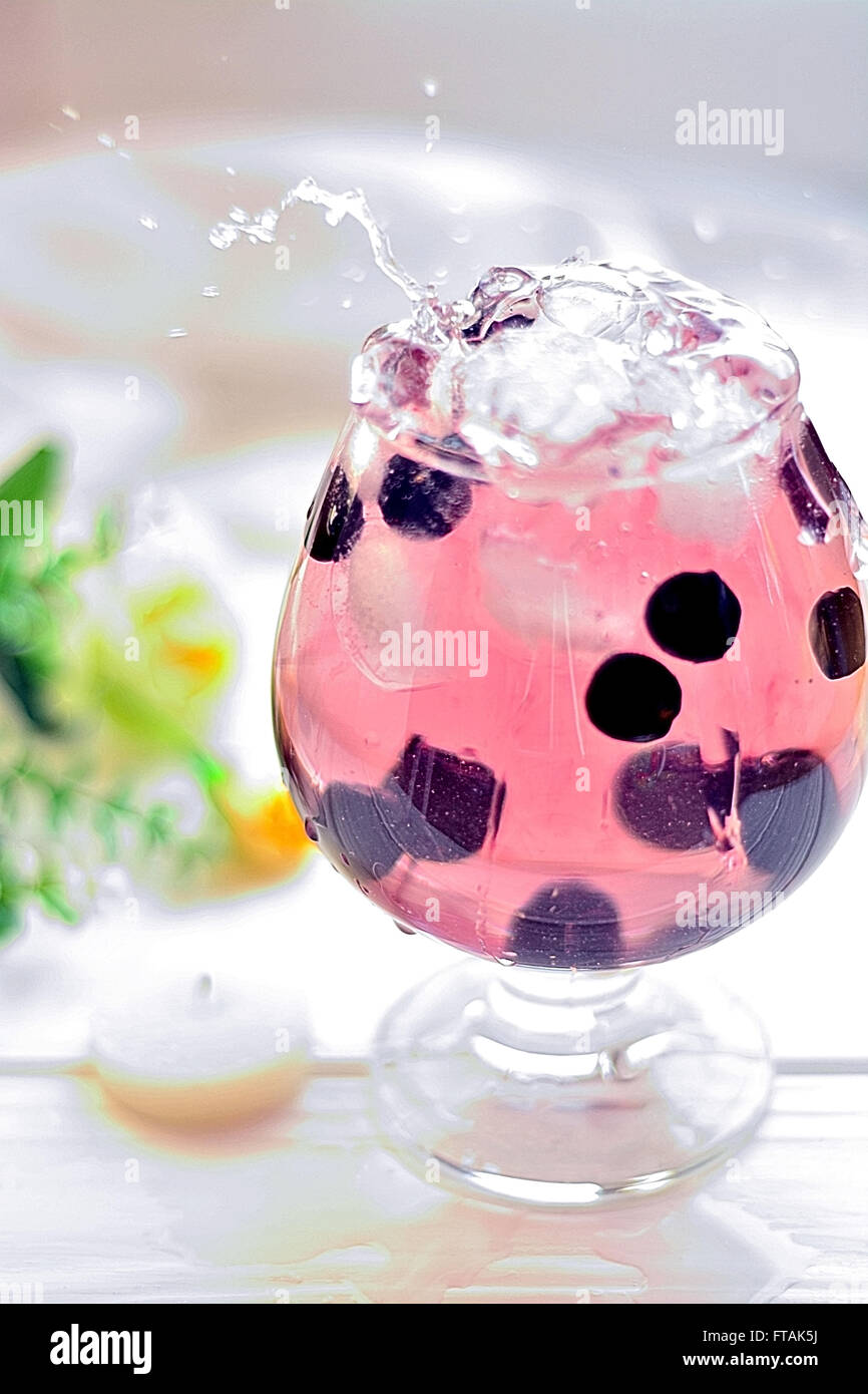 Summer berries sweet cocktail hi-res stock photography and images - Alamy