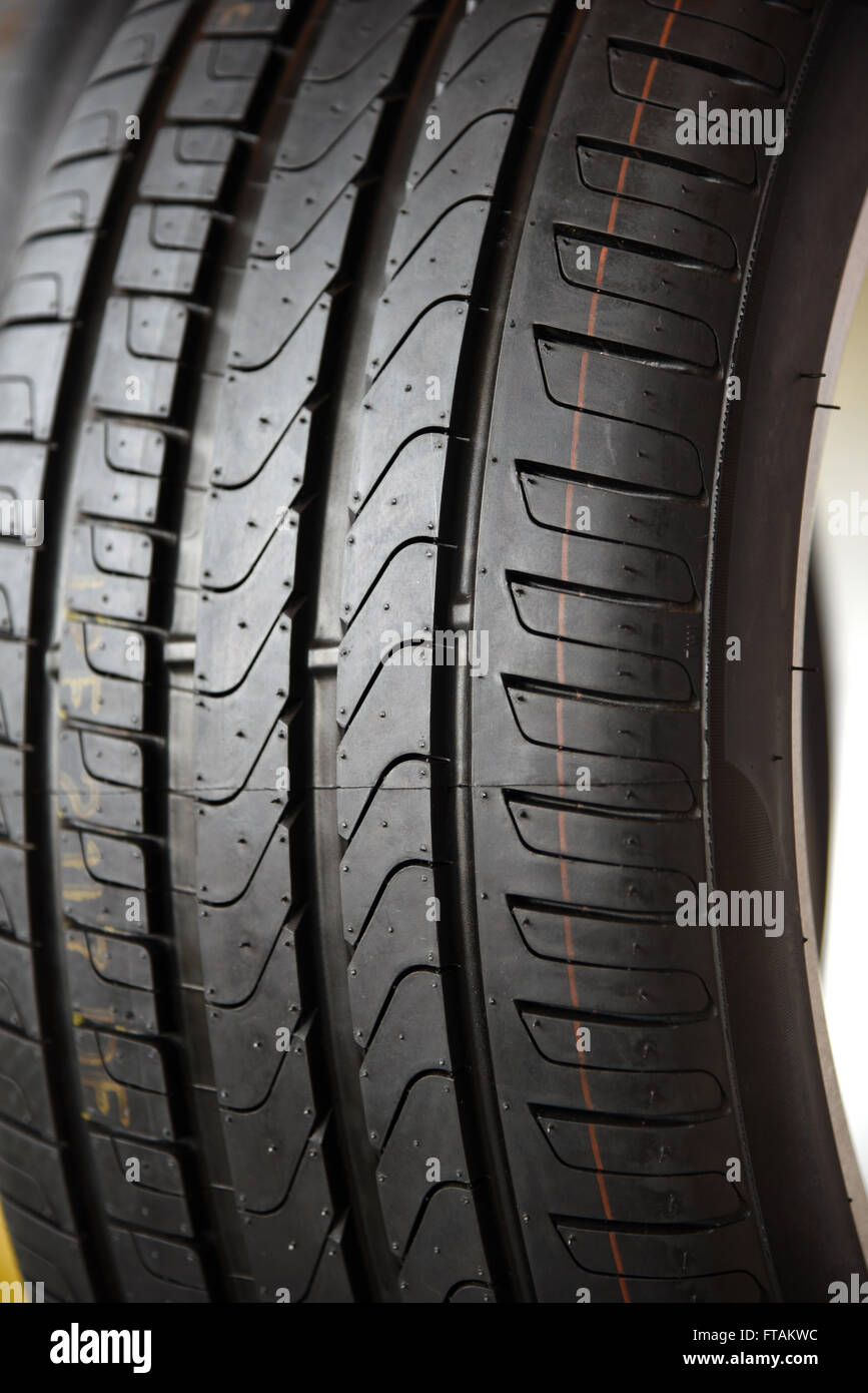 Car tyre tread hi-res stock photography and images - Alamy