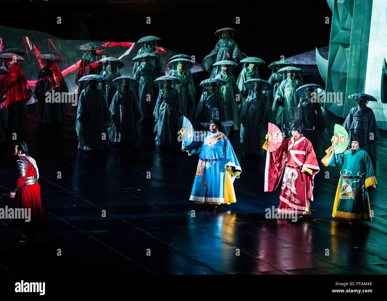 Handa opera on sydney harbour hi-res stock photography and images - Alamy