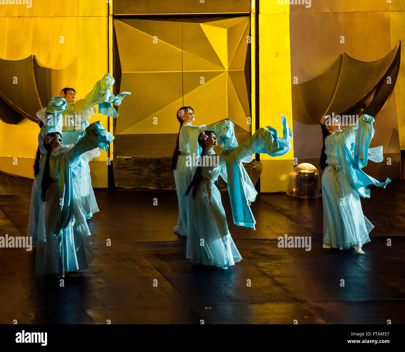 Turandot, Handa Opera on Sydney Harbour 2016 r is the biggest and most ...