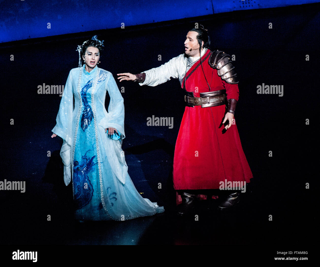 Handa opera on sydney harbour hi-res stock photography and images - Alamy