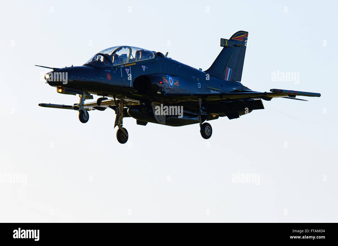X 4 aircraft hi-res stock photography and images - Alamy
