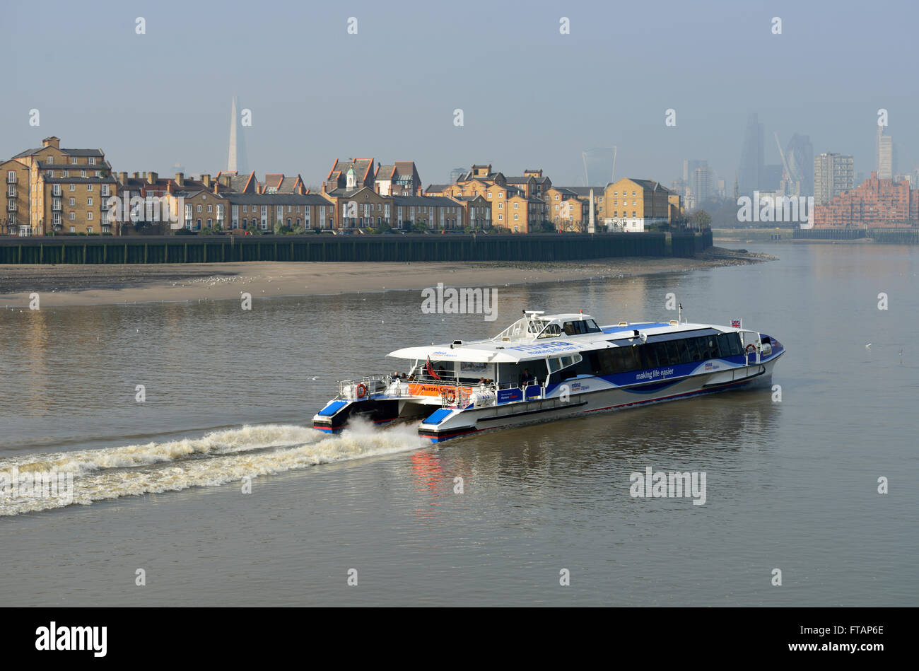 Thames clipper water bus hi-res stock photography and images - Alamy