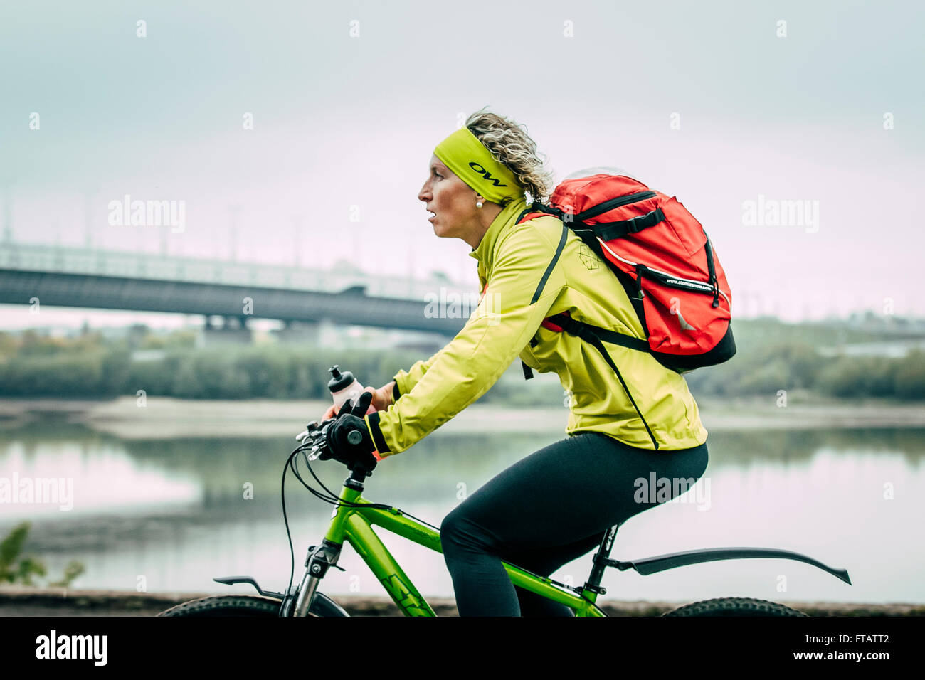 Girl run cycle hi-res stock photography and images - Alamy